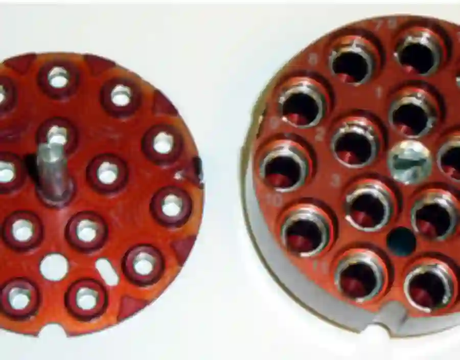 Cryo-Cooled Samples - - Diamond Light Source
